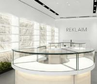 China Custom Luxury Jewelry Store Minimalist Circular Wood Glass Display Cabinet, Premium Jewelry Showcase for sale