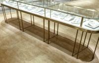 China Commercial Interior Design of Luxury Jewelry Display Showroom with Vintage Gold LED Display Cabinets for Shopping Mall for sale