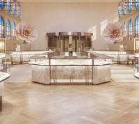 China High-End Geometric Jewelry Display Table with LED Lighting for Luxury Retail for sale