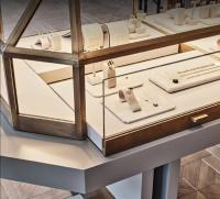 China Custom Vintage-Style Jewelry Display Counter LED Lighting Premium Solid Wood Tempered Glass Showcase for Luxury Jewelry Stores for sale