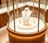 China Custom Luxury Jewelry Store Full Set Display Cabinets High-End Glass Jewelry Showcase Solid Wood Frame LED Boutique Showroom for sale