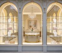 China Premium Curved Glass Island Jewelry Display Counter Hand-Carved Gold Frame Luxury Showcase LED Lighting High-End Showroom for sale