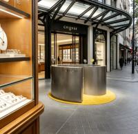 China Premium Jewelry Pop-Up Store Design Curved Stainless Steel LED Lit High Quality Display Brand Feature Wall Backlit Glass Malls for sale