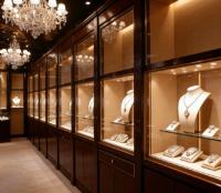 China Elegant Vintage Style LED Lighting Jewelry Display System Solid Wood Island Counter Wall Showcase for Luxury Jewelry Stores for sale