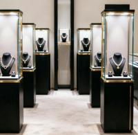 China Custom Luxury LED Lighting Spotlight Customizable Jewelry Showcase Display Counters Store Furniture for Luxury Shopping Malls for sale