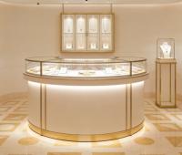 China Luxury Jewelry Display Cabinets LED Lighting Curved Island Customizable Design Aluminium/MDF Construction for Retail Stores for sale