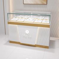 China Modern Luxury Jewelry Display Cases: Stylish Glass Display Cases Designed Specifically for High-end Jewelry Retailers for sale
