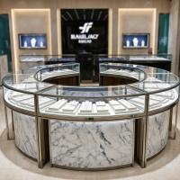 China Modern Semi-Circular U-Shaped Jewelry Display Case  Modular Curved Glass Counter  Diamond and Silver Jewelry Island Display Case for sale