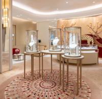 China Luxury Round Jewelry Display Stand | Metal Frame | Tempered Glass Showcase for High-End Stores for sale