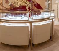 China Luxury Round Jewelry Display Stand | Metal Frame | Tempered Glass Showcase for High-End Stores for sale