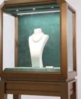 China Premium LED Jewelry Display Stand with Storage Drawer for High-End Jewelry Stores for sale
