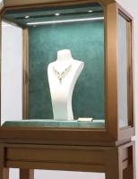 China Premium LED Jewelry Display Stand with Storage Drawer for High-End Jewelry Stores for sale