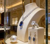China Luxury Glass Jewelry Display Case Gold Frame LED Illuminated Showcase for High-End Sapphire Diamond Showroom Retail Store for sale
