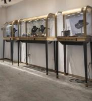 China Vintage Luxury Jewelry Display Showcases High End Custom Glass with Gold Trim LED Lighting for Retail Store and Showroom for sale