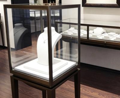 China Vintage Luxury Tall Jewelry Display Case LED Lighting Bronze Frame Glass Pedestal Showcase for Necklace Pendant Showroom Use for sale
