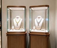 China Premium Metal Frame Lockable Jewelry Glass Cabinet with LED Lighting for Luxury Shopping Malls & Retail Stores for sale