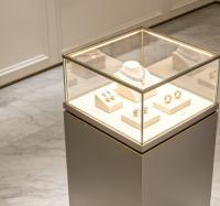 China Modern LED Light Jewelry Showcase Counter Display Aluminum Frame with MDF Tempered Glass for Store Shopping Mall for sale