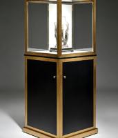 China Luxury Black & Gold Museum Display Case, 360° Full-Glass Showcase with LED Lighting for Precious Antiques & Cultural Relics for sale
