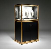 China Luxury Black & Gold Museum Display Case, 360° Full-Glass Showcase with LED Lighting for Precious Antiques & Cultural Relics for sale