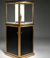 China Luxury Black & Gold Museum Display Case, 360° Full-Glass Showcase with LED Lighting for Precious Antiques & Cultural Relics for sale