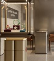 China Luxury New Chinese Style Freestanding Jewelry Display Cabinet Premium Tempered Glass Showcase LED Lighting Retail Store for sale