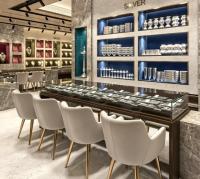 China Modern Luxury Mdf Jewelry Shop Furniture Wall Display Shelves Counter Design Jewelry Display Cabinet for Shopping Mall for sale