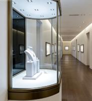 China Custom Bronze Freestanding Modern LED Jewelry Display Tower Retail Showcase for Luxury Jewelry Store Shopping Mall Interior for sale