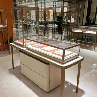China Customized High-End Luxury Glass Jewelry Showcase with LED Lighting for Store Display Cabinet for sale