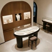 China Retail Jewelry Watch Shop Interior Design Customized Jewellery Showroom Front Display Counter for sale