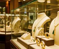 China Luxury Jewelry Store Interior Layout Design Premium Jewelry and Watch Showcase Display Custom Jewelry Store Display Furniture for sale