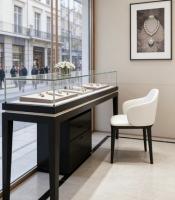 China Luxury Black Wooden Jewelry Display Case with Glass Top and LED Lighting for High-End Jewelry Store and Luxury Shopping Mall for sale
