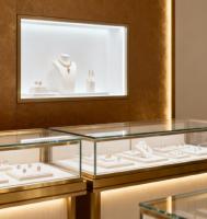 China Italian Luxury Jewelry Display Set High-End Custom Showcase with Glass Panel Gold Metal Trim LED Lighting for Luxury Retail for sale