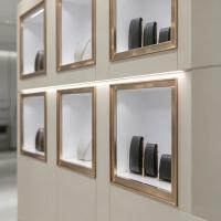 China Wall Mounted Display Case with 50kg Per Shelf Capacity, Front Opening Soft-Close Doors, and Tempered Glass Solid Wood Construction for sale