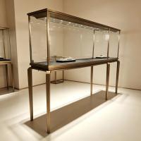 China Customized Wall Mounted Display Case with 50kg Shelf Weight Capacity, Front Opening Soft-Close Doors, and Top-mounted LED Spotlights for sale