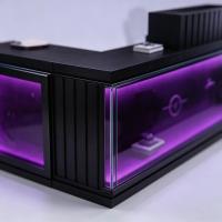 China Luxury Front Showcase with Sliding Glass Doors and Customized Shelf Dimensions Supporting 50kg Per Shelf for sale