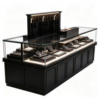 China Upright Display Case with 50kg Per Shelf Weight Capacity, Built-in High-CRI LED Lighting, and Adjustable Glass Shelves for sale