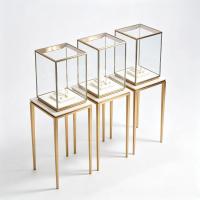 China Low Counter Height Jewelry Display Table with Customized Shelf Dimensions and Built-in Dimmable LED Lighting for sale