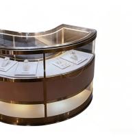 China Tempered Glass And Solid Wood Luxury Front Showcase With 50kg Per Shelf Capacity And Secure Magnetic Lock for sale