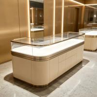 China Luxury Jewelry Boutique Design with Shatter Resistant Tempered Glass 12 V Output Power and White And Gold Color Scheme for sale