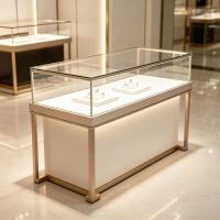 China 600X600X1300MM Jewelry Shop Design with Customized Logo and Shatter-resistant Tempered Glass for Secure Showcases for sale