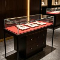 China Upright Display Case with Ventilated Back Panel and Sliding Glass Doors Offering 50kg Per Shelf Weight Capacity for sale
