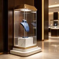 China 50kg Per Shelf Wall Mounted Display Case with Adjustable Glass Shelves and 360° Panoramic View for sale