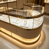 China Luxury Jewelry Store Layout with Ambient And Accent Lighting Full-length Mirrors Near Display and 12V For Each Counter for sale