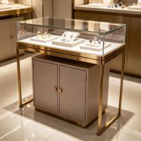 China Luxury Jewelry Store Layout with Full-length Mirrors Near Display and Glass With LED Lighting Powered by 12V Output Voltage for sale