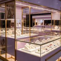 China Wall Mounted Display Case with 50kg Shelf Capacity Built-in High CRI LED Lighting and Soft-Close Front Doors for sale