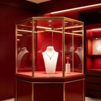 China Round Shape Jewelry Showcase Counter with Centralized Lock System and 12V Output Voltage for Secure Display for sale