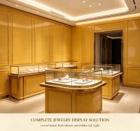 China Luxury Front Showcase with 50kg Per Shelf Weight Capacity, Ultra-Clear Low-Reflection Tempered Glass and Precision LED Lighting System for sale
