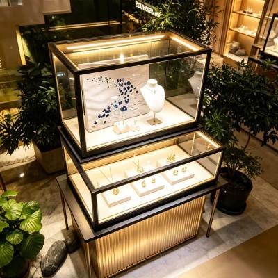 China Luxury Front Showcase with Front Opening Soft-Close Mechanism, 5 Adjustable Glass Shelves, and Customized Dimensions for sale