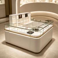 China Luxury Jewelry Store Layout with 7 Days Design Time, 1.1 Cubic Meters Volume, and Shatter-resistant Tempered Glass for sale
