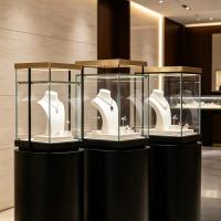 China Customized Dimensions Jewelry Shop Design with LED Spot Lights and 7-Day Design Time for sale